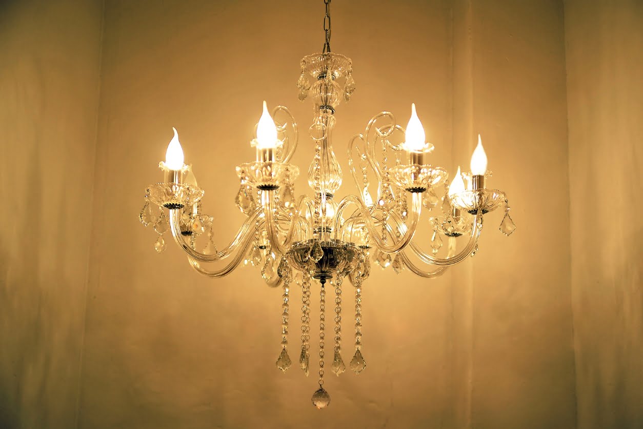 Lustre salon : décorez vos pièces sans vous ruiner